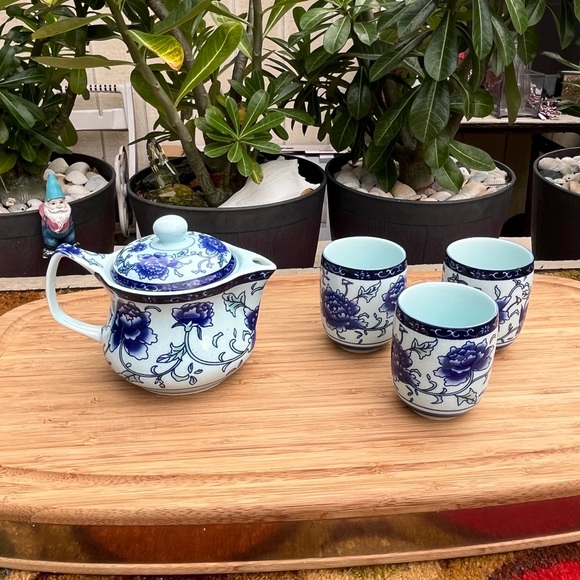 Dining | Vintage Chinese Diffuser Hot Tea Teapot And 3 Cups Floral ...